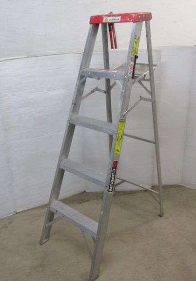 Cuprum 5' aluminum step ladder, 200 lb. capacity, very good - Albrecht ...