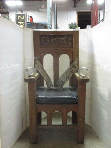 Homemade electric chair prop, seat- 16” x 20” - Albrecht Auction Service