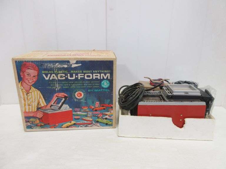 Antique 1962 mattel Inc. Vac-u-form toy maker, untested, it appears to ...