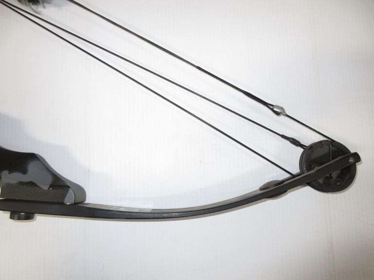 Older Martin M1 Tiger compound bow, right handed, 55 to 70 lb. draw, 50 ...