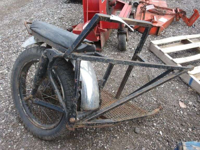 Older homemade motorcycle sidecar, as is - Albrecht Auction Service