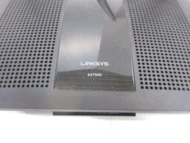 Linksys model EA7500 router with power supply - Albrecht Auction Service