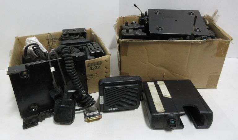 Several two-way radios and speakers with two base radios - Albrecht ...