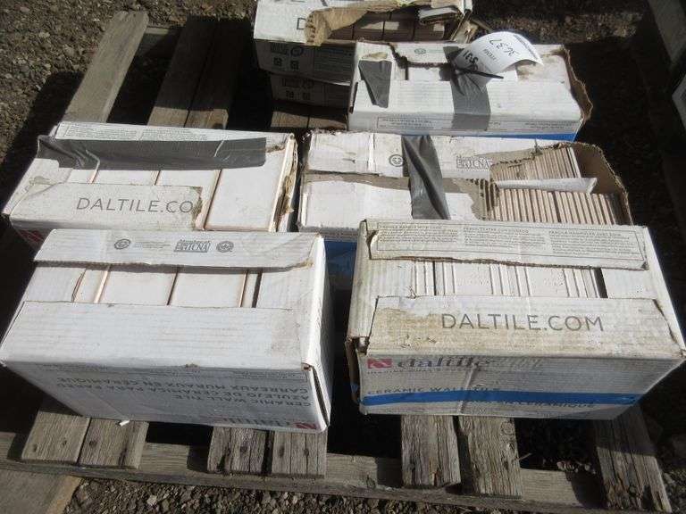 Box of ceramic wall tile, NIB, 3" x 6", (5) boxes - Albrecht Auction ...