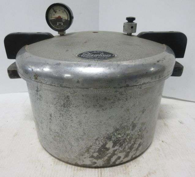 Steamliner seven-quart pressure canner with new seal, used - Albrecht ...