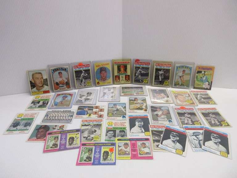 (35) Topps baseball cards, 1959-1980 with stars, Hall of famers, team ...