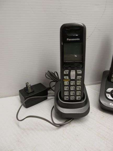 Set of (4) Panasonic KX-TG6441, cordless phones with new battery ...