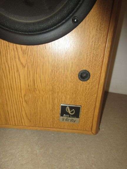 Pair of Infinity SL40 tower speakers 6" sub, 5" mid and tweeter, 11"W x ...