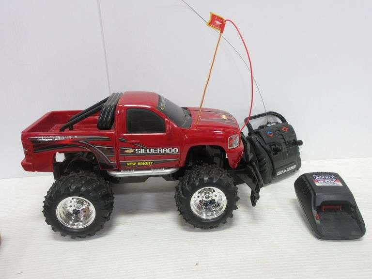 Chevy Silverado RC monster truck with remote, 6V battery, 6V battery ...