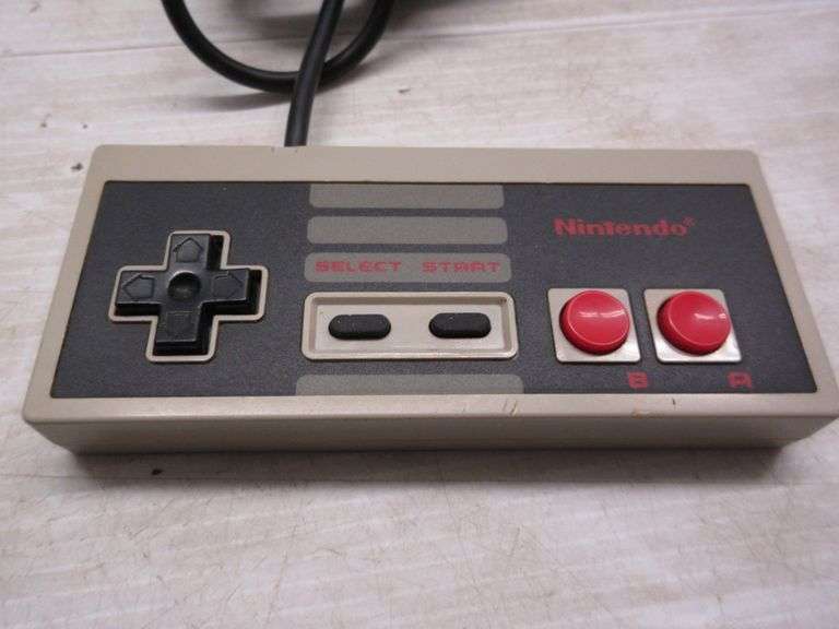 Original Nintendo controller, NES-004, for NES OEM, made in Japan, used ...