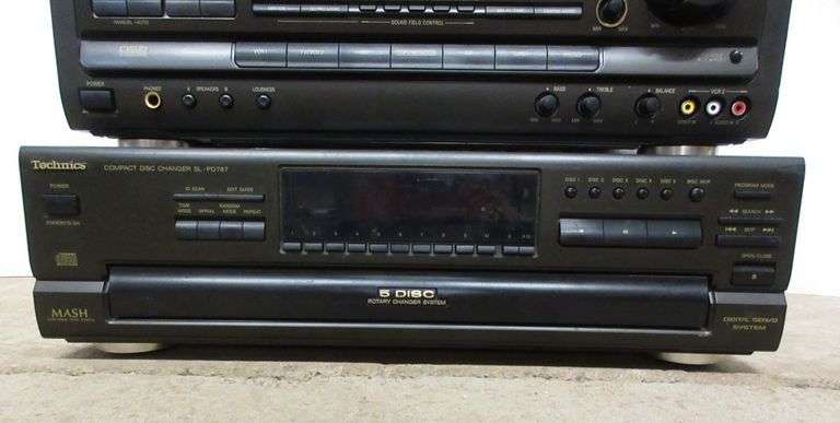 Technics AV control stereo receiver SA-EX900, and compact disc changer ...