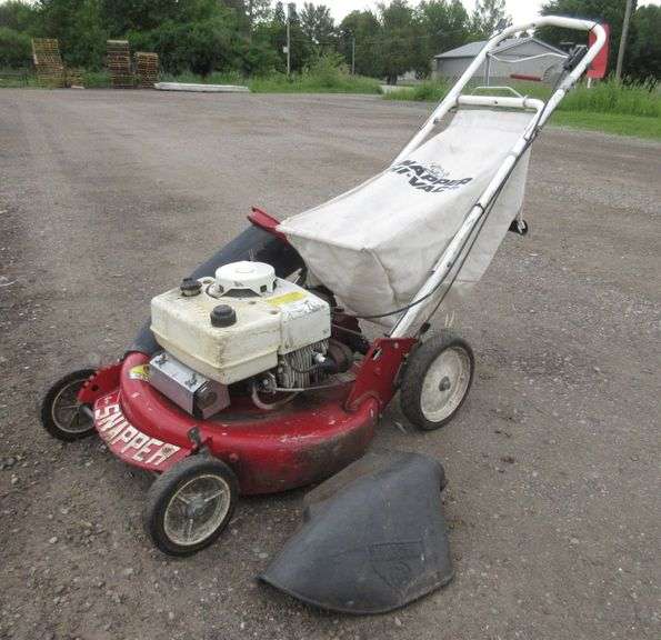 Snapper push mower, includes original bagger that was never used, 18 ...