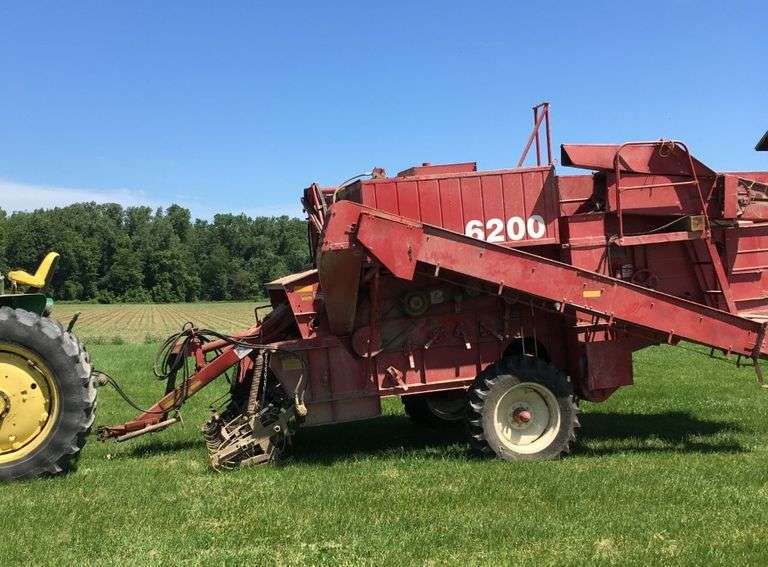 Late Model Bush Hog Lilliston Edible Bean Combine, Always Housed, Not ...