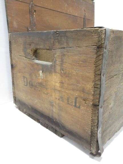 Antique wooden beer case, Schlitz Beer, 20"W, as is - Albrecht Auction ...