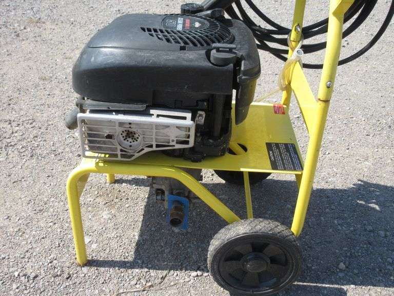 Karcher Model 4000 G, 1800 PSI Pressure Washer, 5 HP Briggs & Stratton ...