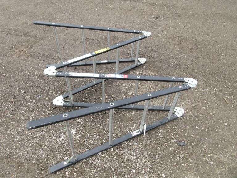 Versa multi-use ladder - Albrecht Auction Service