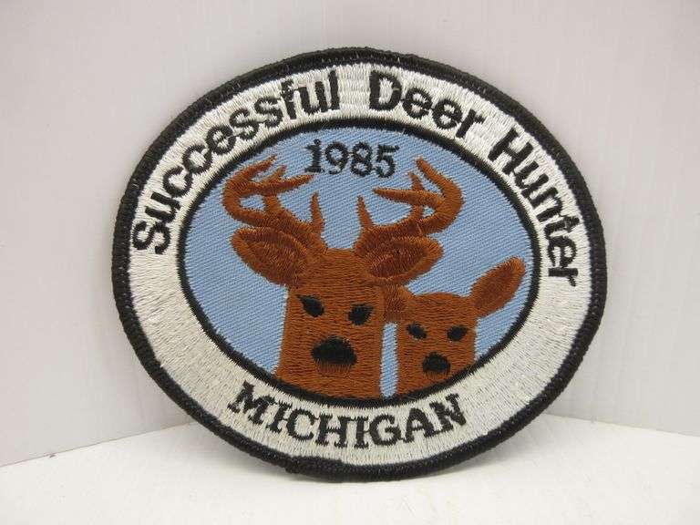 1985 Successful deer hunter patch - Albrecht Auction Service