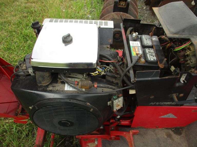 Wheel Horse 520H garden tractor with mower deck and snow blower, needs ...