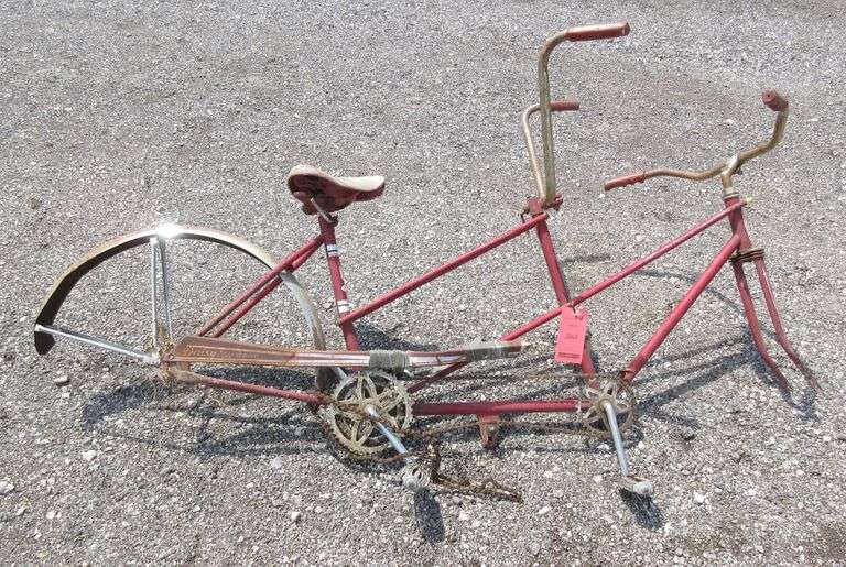 Older Huffy bicycle tandem frame - Albrecht Auction Service