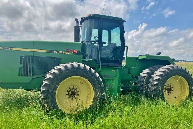 1989 John Deere 8560 Tractor, (10,800 Hours), Has PTO and 3-Point Hitch ...