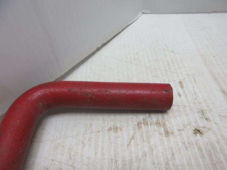 Old tractor crank - Albrecht Auction Service