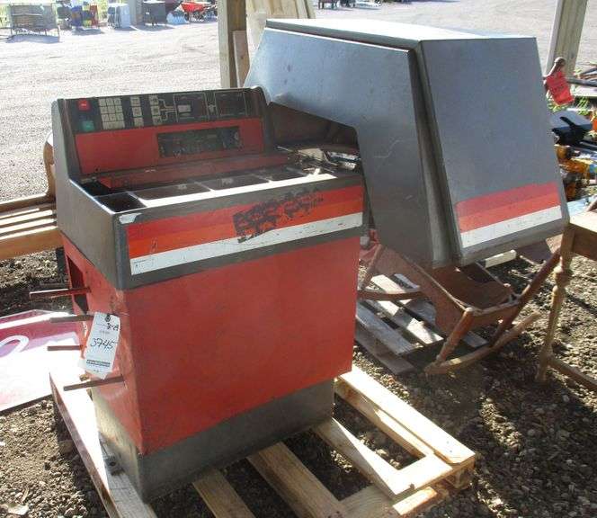 FMC Computer Tire Balancer, for parts only, lots of missing and broken ...