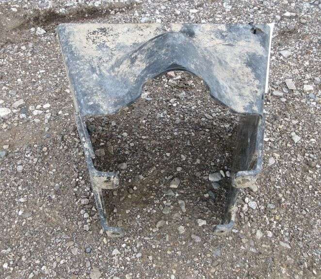 Tractor PTO cover, new - Albrecht Auction Service