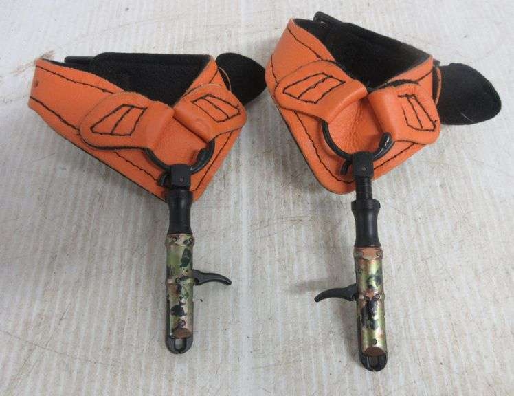 (2) True Fire archery bow releases, very good - Albrecht Auction Service