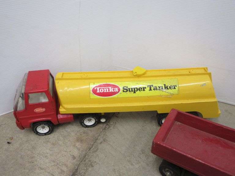 Metal and plastic Tonka Super Tanker Trucks; Metal Tonka Pine-Sol Truck ...