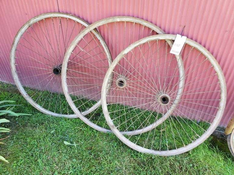 (3) Matching Spoked Wheels - Albrecht Auction Service