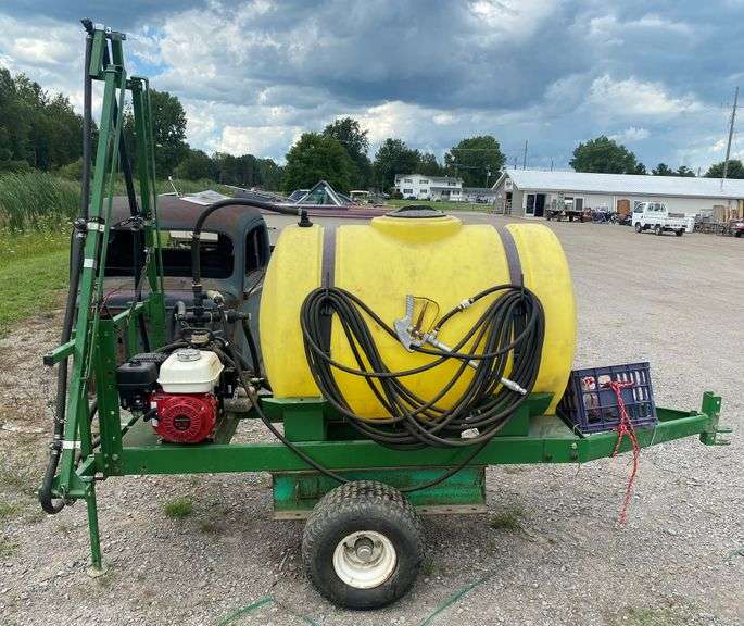 Schaben 150-gallon sprayer with 16' folding spray boom, two-valve ...
