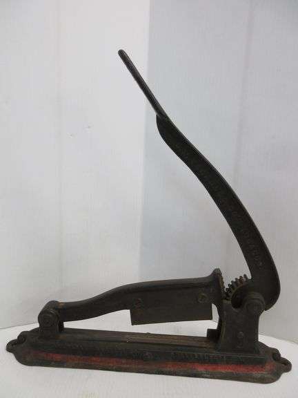 S.W. Venable and Co. tobacco cutter, made by American Machine Co ...