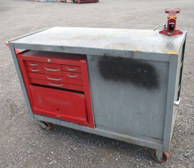 Gray roll round working bench with 6" swivel vise, storage rack on side ...
