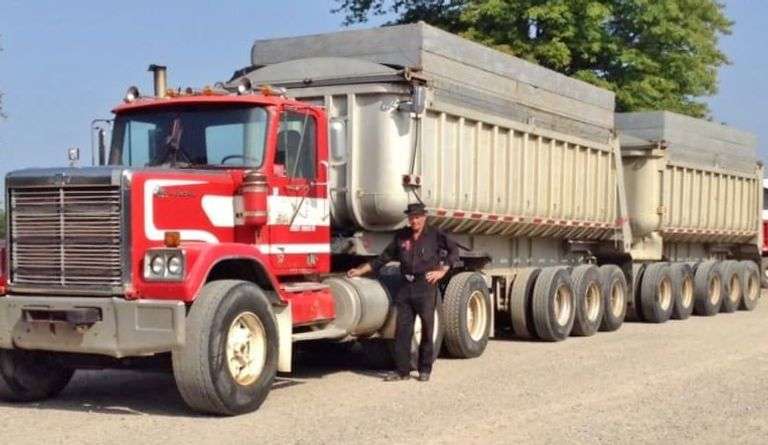 1980 Chevy Bison Semi Tractor, 400 Big Cam Cummins, 463 Gear, 12.5 ...