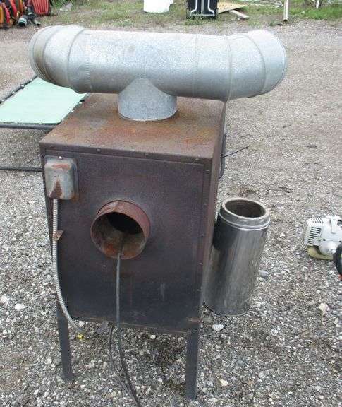 Johnson wood stove with newer blower motor, is able to heat 24x24 shed ...