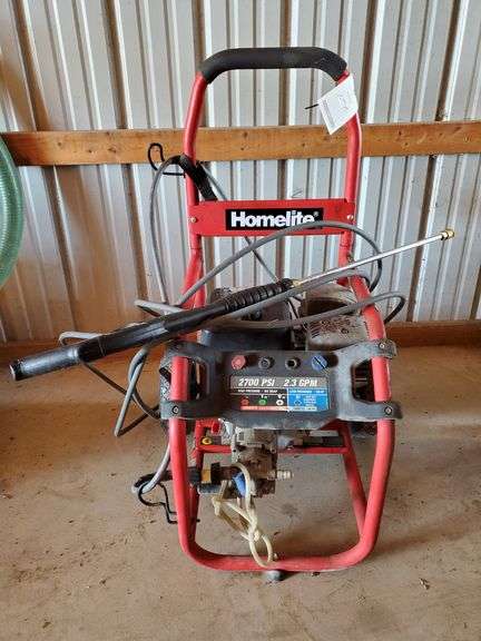 Homelite 2700 psi Gas Powered Pressure Washer, 2.3 gpm, Hose and Wand ...