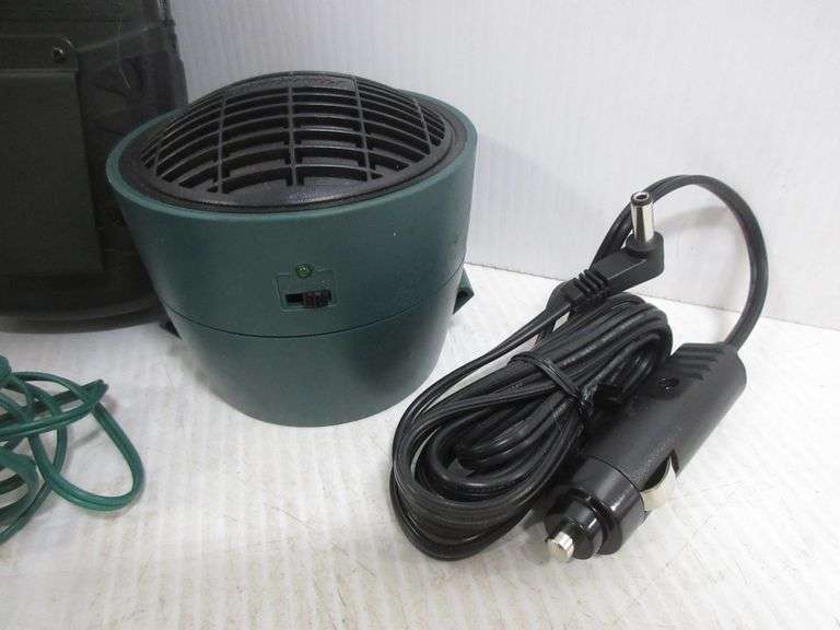 Johnny Stewart electronic battery operated deer call with speaker and ...