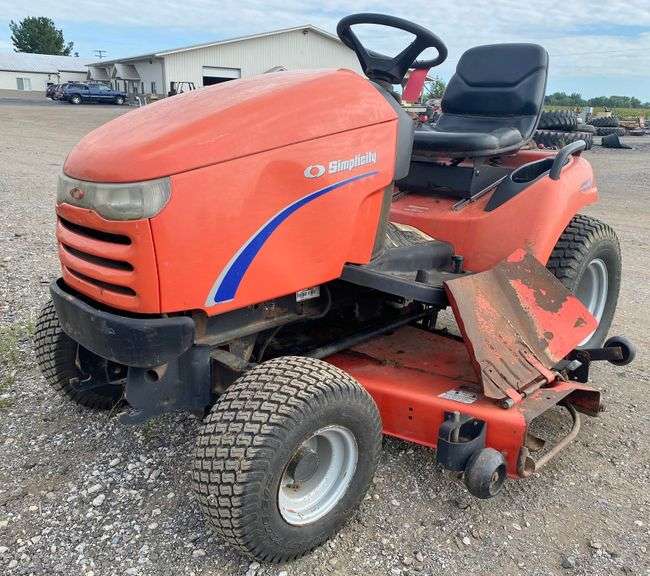 2003 Simplicity Legacy lawn tractor, 25 HP, 60" cut, 637 hours, all ...