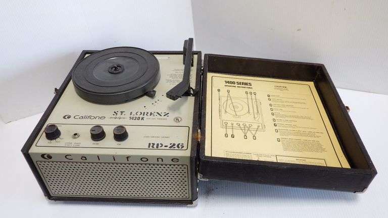Older Califone record player, in very good condition - Albrecht Auction ...