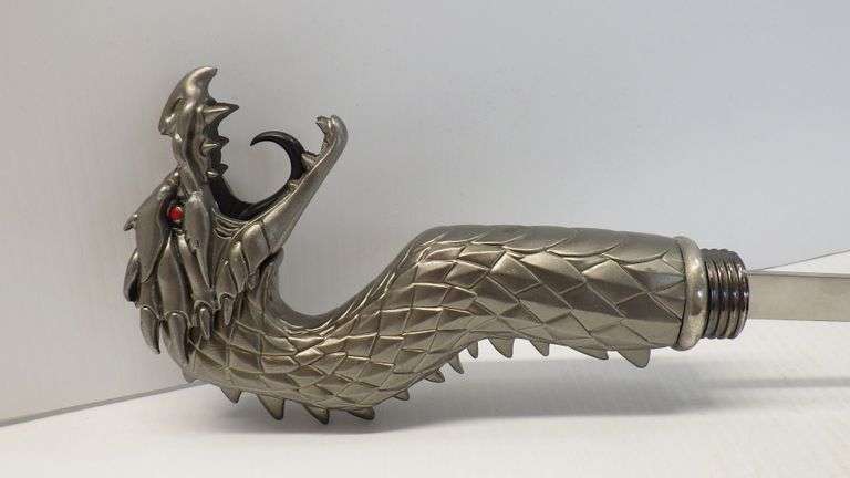 Dragon Head Sword Cane, blade- 19 3/4"L - Albrecht Auction Service