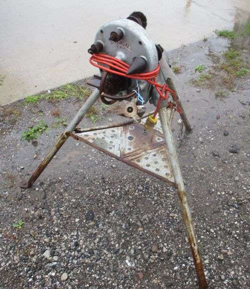 Ridgid 124A copper wiring cleaning machine with stand with wire wheel ...