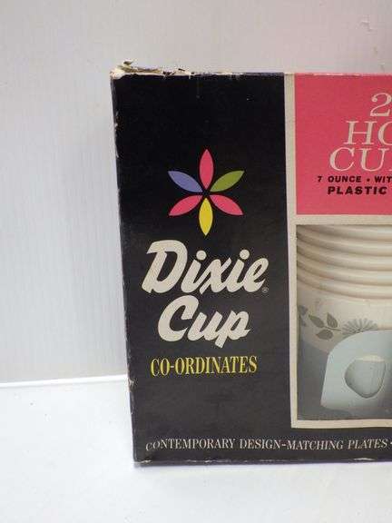 Older Dixie Cups in original boxes, and Kleenex table napkins ...