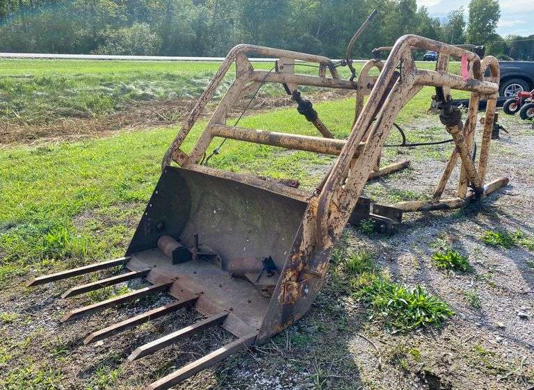Front end loader, fits Ford 8N, 2N, and 9N tractors, works - Albrecht ...