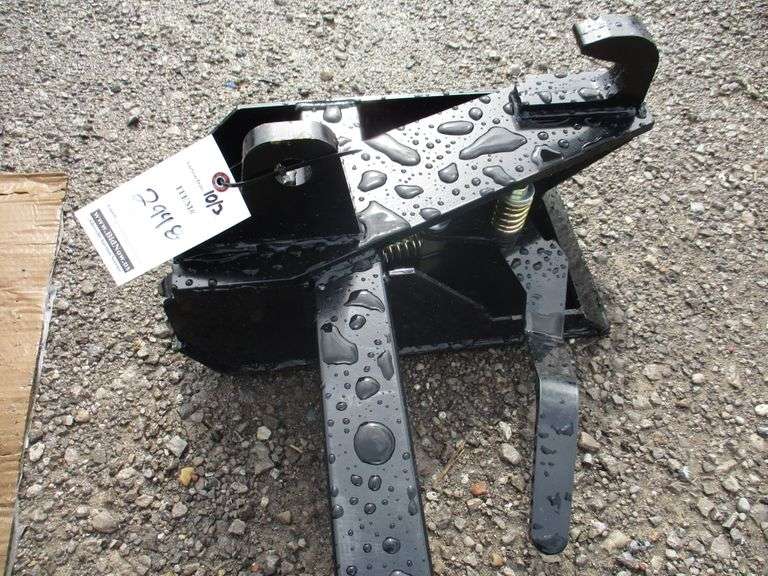 Skid steer quick release bucket/bracket for front end loader to skid ...