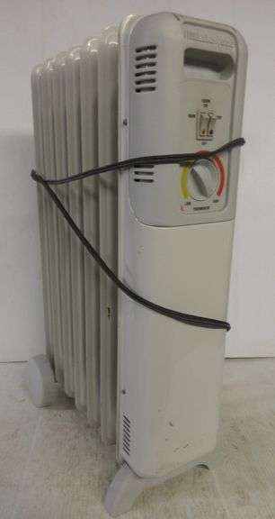Electric thermostat controlled heater with 600W, 900W, and 1,500W ...