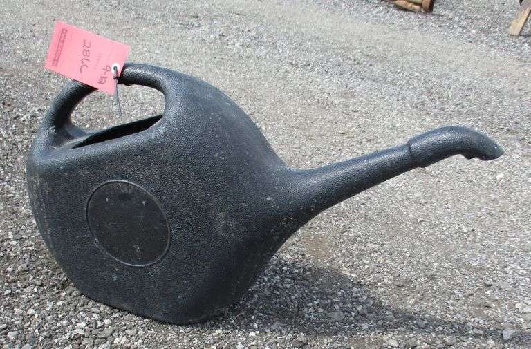 Plastic 2 1/2-gallon radiator fill bucket, NOS - Albrecht Auction Service