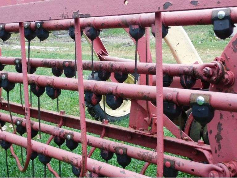 This item Selling ABSOLUTE! ~~~ New Idea 402 Hay Rake, S/N: R169315 ...