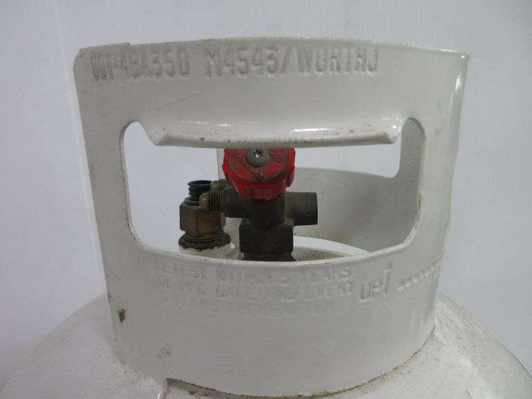 Empty refrigerant recovery tank - Albrecht Auction Service