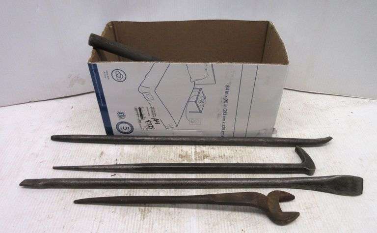 Alignment pry bars, blue point 1 5/8" socket bar, (10) Cold chisel, and ...