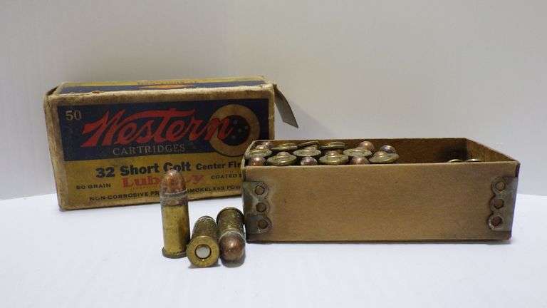 (34) Rounds of Western .32 Short Colt Ammo - Albrecht Auction Service